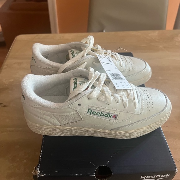 Reebok | Shoes | Redbox Club C 85 Vintage Shoes | Poshmark